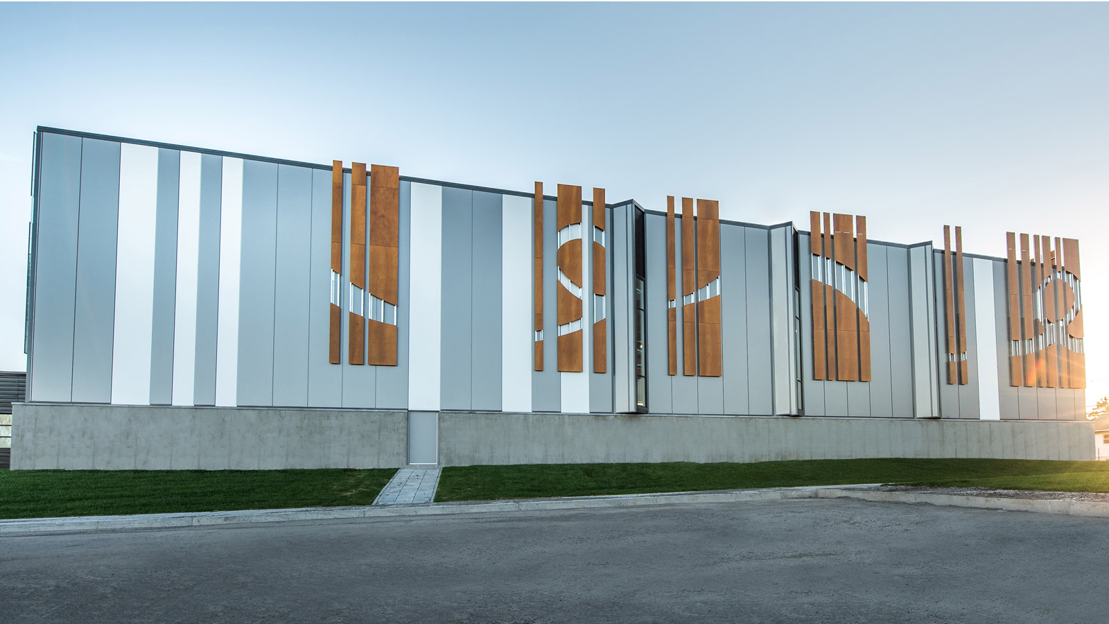 Panneaux architecturaux pour l'enveloppe du bâtiment - Norbec