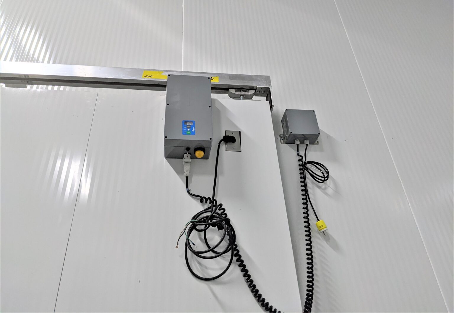 CL-1750-E, NEW Electric Sliding Door - Norbec